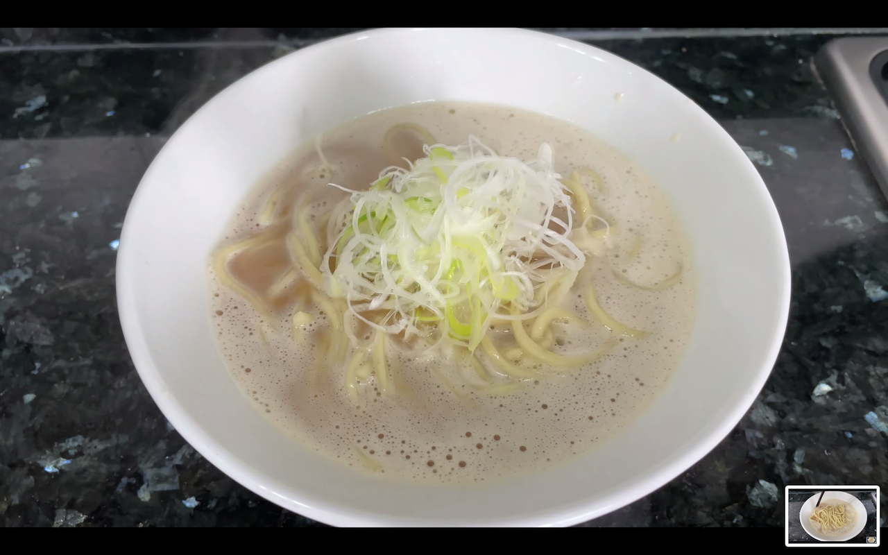 The Best Tori Paitan Ramen Recipe – 究極の鶏白湯ラーメンの作り方 – RAMEN KAONASHI